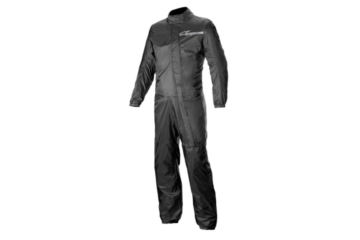 7 Motorcycle Rain Suits Guaranteed To Keep You Dry