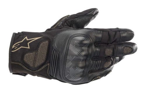 5 Best Waterproof Motorcycle Gloves To Keep You Dry