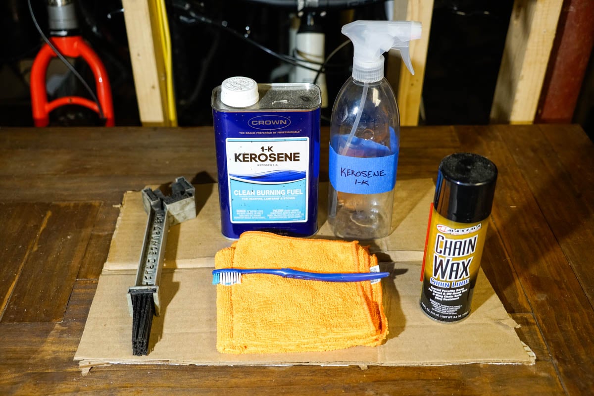 No BS Guide on Lubing your Motorcycle Chain