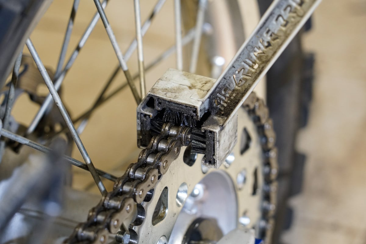 No BS Guide on Lubing your Motorcycle Chain