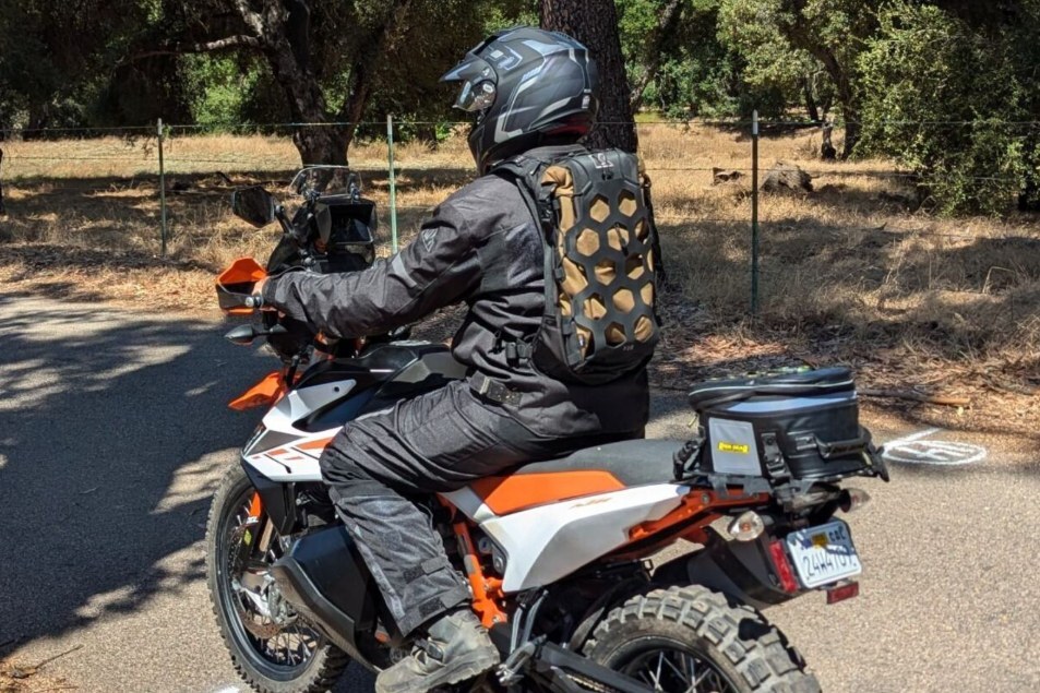 5 Best Motorcycle Backpacks For Riders