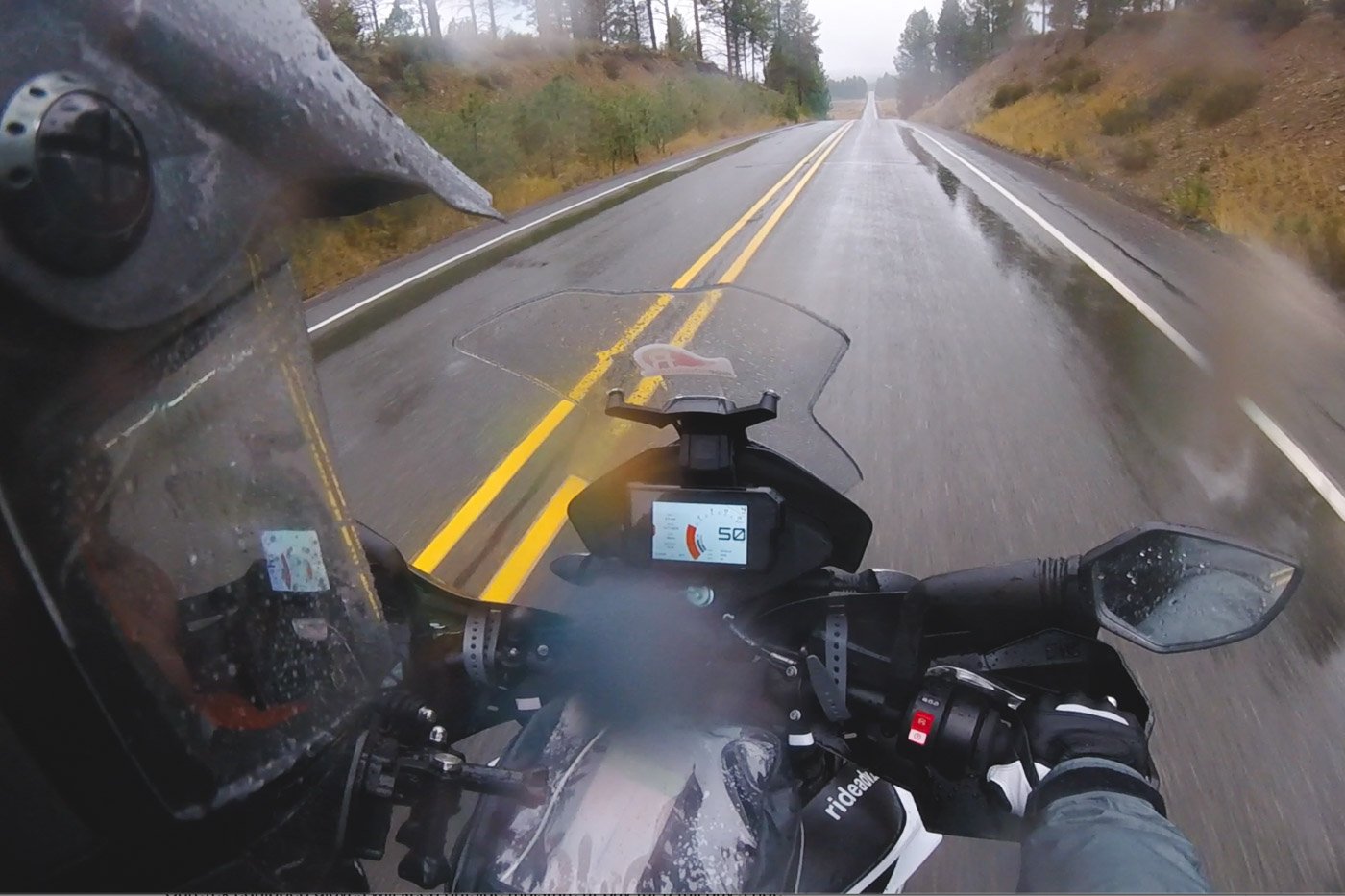 5 Best Waterproof Motorcycle Gloves To Keep You Dry