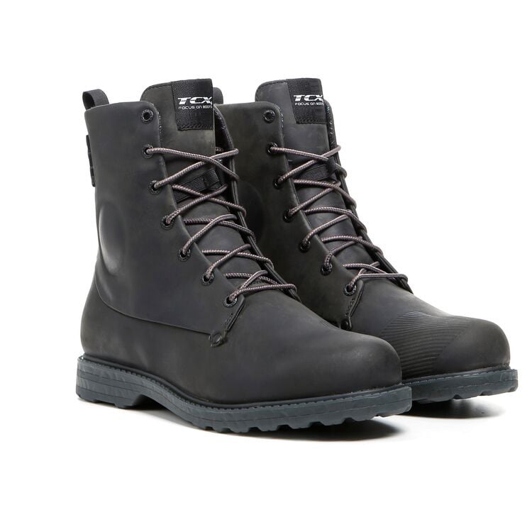 7 Best Waterproof Motorcycle Boots to Keep You Safe and Dry